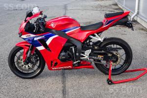 Honda CBR 600RR 2025 in Tallinn, with an engine capacity of 0.60 L and mileage of 0 thousand km for 9990 €, photo  on AUTOMOTO.COM.LV