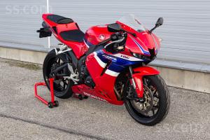 Honda CBR 600RR 2025 in Tallinn, with an engine capacity of 0.60 L and mileage of 0 thousand km for 9990 €, photo 5 on AUTOMOTO.COM.LV