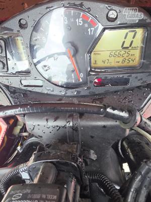 Red Honda CBR 600RR 2007 in Siauliai, with an engine capacity of 0.60 L and mileage of 67 thousand km for 4000 €, photo 5 on AUTOMOTO.COM.LV