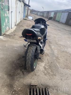 Honda CBR 900 1995 Rīga, ar dzinēja tilpumu 0.90 L un nobraukumu 0 tūkst. km par 1490 €, foto 6 vietnē AUTOMOTO.COM.LV