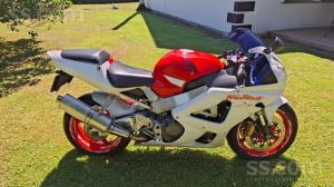 Хонда CBR 900 2001 в Талси, объемом двигателя 1.00 л и пробегом 0 тыс. км за 2150 €, фото  на AUTOMOTO.COM.LV
