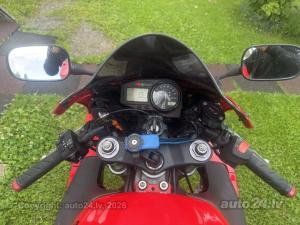 Honda CBR 900 2002 Tallina, ar dzinēja tilpumu 0.95 L un nobraukumu 57 tūkst. km par 3200 €, foto 4 vietnē AUTOMOTO.COM.LV
