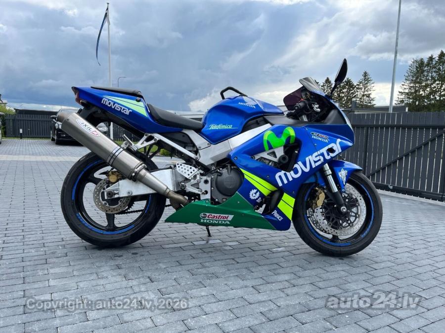 Хонда CBR 900 2002 в Сауэ, объемом двигателя 0.93 л и пробегом 29 тыс. км за 3500 €, фото 1 на AUTOMOTO.COM.LV