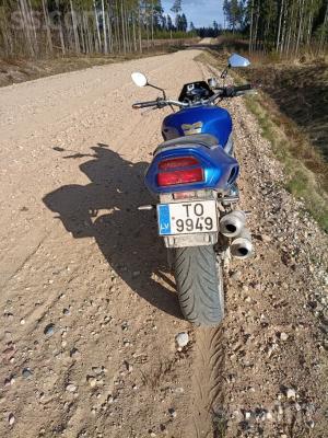 Хонда CBR 900RR 1997 в Рига, объемом двигателя 0.92 л и пробегом 0 тыс. км за 1000 €, фото 4 на AUTOMOTO.COM.LV