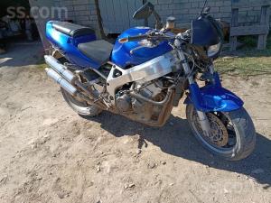 Хонда CBR 900RR 1997 в Рига, объемом двигателя 0.92 л и пробегом 0 тыс. км за 1000 €, фото 11 на AUTOMOTO.COM.LV