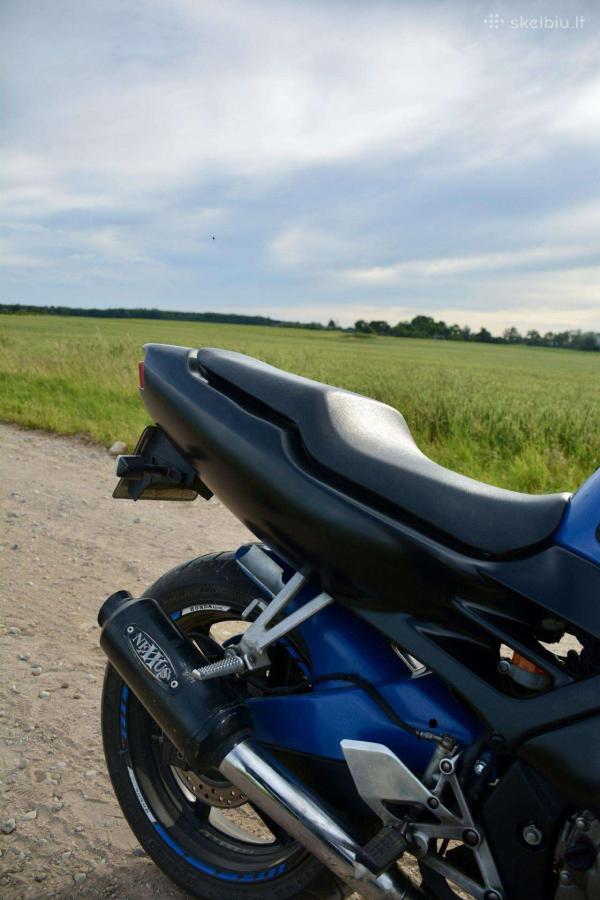 Черный Хонда Cbr 1993 в Ионава, объемом двигателя 0.60 л и пробегом 40 тыс. км за 999 €, фото 3 на AUTOMOTO.COM.LV
