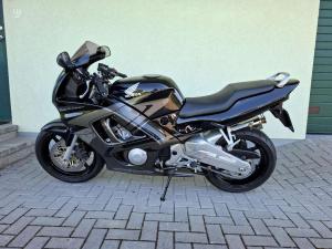Black Honda Cbr 1998 in Moletai, with an engine capacity of 0.60 L and mileage of 56 thousand km for 1800 €, photo  on AUTOMOTO.COM.LV