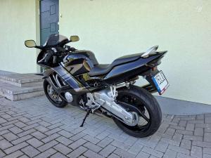 Black Honda Cbr 1998 in Moletai, with an engine capacity of 0.60 L and mileage of 56 thousand km for 1800 €, photo 4 on AUTOMOTO.COM.LV