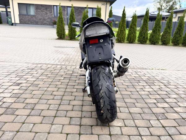 Черный Хонда Cbr 2001 в Вильнюс, объемом двигателя 1.00 л и пробегом 59 тыс. км за 2590 €, фото 7 на AUTOMOTO.COM.LV