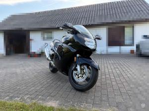 Черный Хонда Cbr 2002 в Электренай, объемом двигателя 1.10 л и пробегом 36 тыс. км за 3200 €, фото  на AUTOMOTO.COM.LV