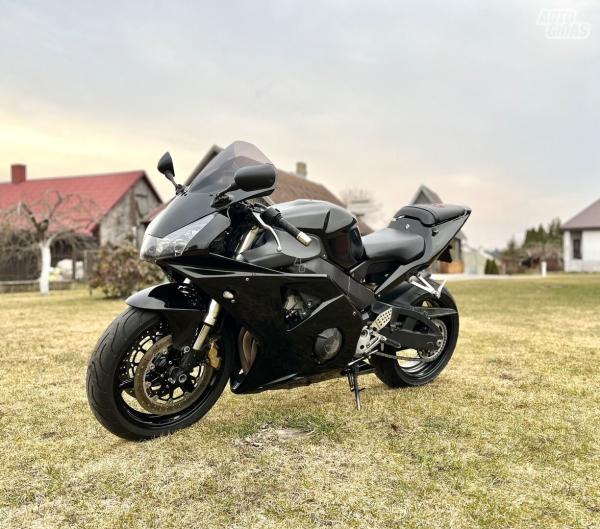 Melns Honda Cbr 2003 Akmenė, ar dzinēja tilpumu 0.95 L un nobraukumu 46 tūkst. km par 2999 €, foto 5 vietnē AUTOMOTO.COM.LV