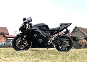 Melns Honda Cbr 2003 Akmenė, ar dzinēja tilpumu 0.95 L un nobraukumu 46 tūkst. km par 2999 €, foto 7 vietnē AUTOMOTO.COM.LV
