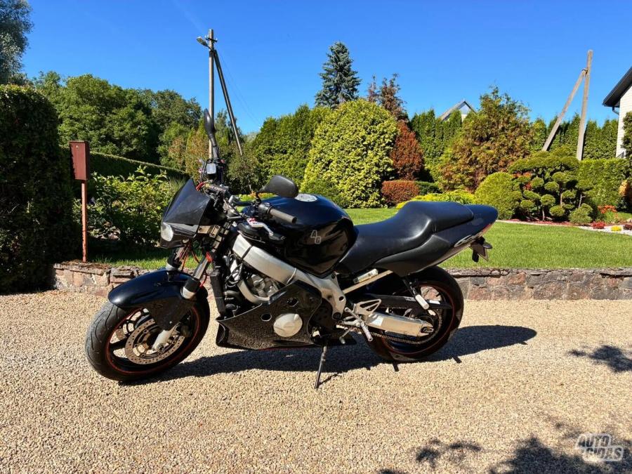 Черный Хонда Cbr 2003 в Шяуляй, объемом двигателя 0.60 л и пробегом 12 тыс. км за 1700 €, фото 8 на AUTOMOTO.COM.LV