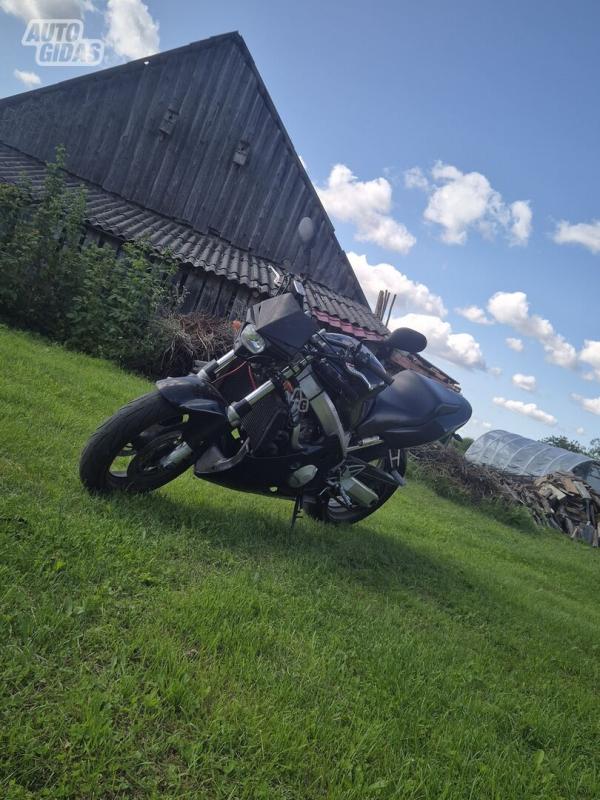 Melns Honda Cbr 2003 Telšiai, ar dzinēja tilpumu 0.60 L un nobraukumu 0 tūkst. km par 1950 €, foto 5 vietnē AUTOMOTO.COM.LV