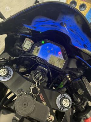 Black Honda Cbr 2006 in Jonava, with an engine capacity of 0.60 L and mileage of 62 thousand km for 3600 €, photo 6 on AUTOMOTO.COM.LV