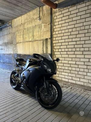 Черный Хонда Cbr 2013 в Каунас, объемом двигателя 1.00 л и пробегом 62 тыс. км за 5990 €, фото 3 на AUTOMOTO.COM.LV