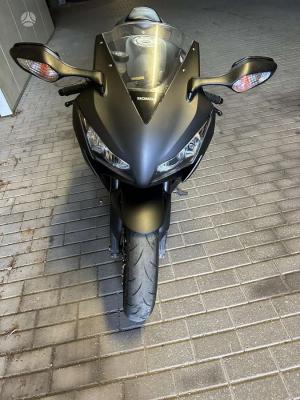 Черный Хонда Cbr 2013 в Каунас, объемом двигателя 1.00 л и пробегом 62 тыс. км за 5990 €, фото 6 на AUTOMOTO.COM.LV