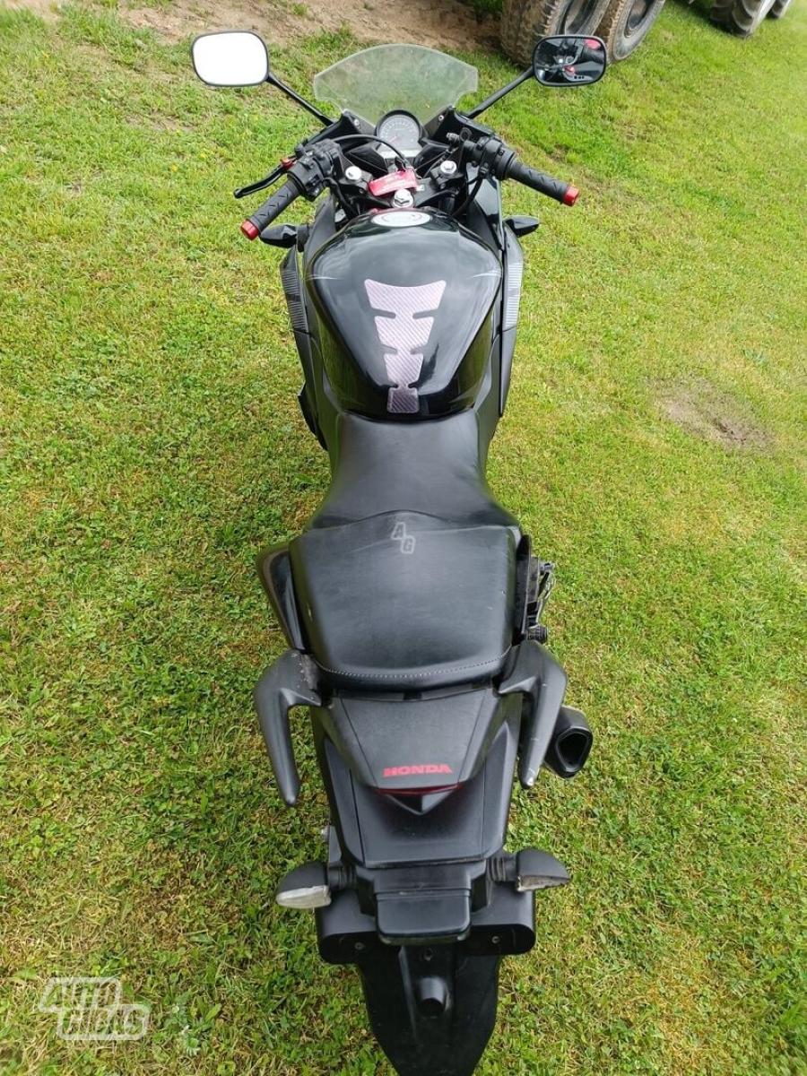 Melns Honda Cbr 2016 Vilkaviškis, ar dzinēja tilpumu 0.13 L un nobraukumu 0 tūkst. km par 1450 €, foto 7 vietnē AUTOMOTO.COM.LV
