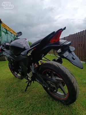 Melns Honda Cbr 2016 Vilkaviškis, ar dzinēja tilpumu 0.13 L un nobraukumu 0 tūkst. km par 1450 €, foto 9 vietnē AUTOMOTO.COM.LV