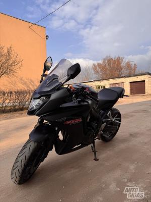 Melns Honda Cbr 2017 Kazlų Rūda, ar dzinēja tilpumu 0.65 L un nobraukumu 20 tūkst. km par 5600 €, foto 5 vietnē AUTOMOTO.COM.LV