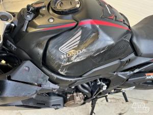 Melns Honda Cbr 2020 Radviliškis, ar dzinēja tilpumu 0.65 L un nobraukumu 25 tūkst. km par 4250 €, foto 19 vietnē AUTOMOTO.COM.LV