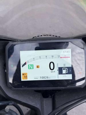 Black Honda Cbr 2024 in Vilnius, with an engine capacity of 0.65 L and mileage of 11 thousand km for 4500 €, photo 7 on AUTOMOTO.COM.LV