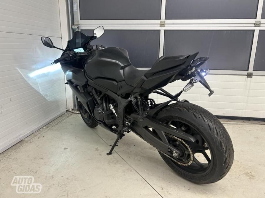 Melns Honda Cbr 2024 Radviliškis, ar dzinēja tilpumu 0.65 L un nobraukumu 0 tūkst. km par 4750 €, foto 5 vietnē AUTOMOTO.COM.LV