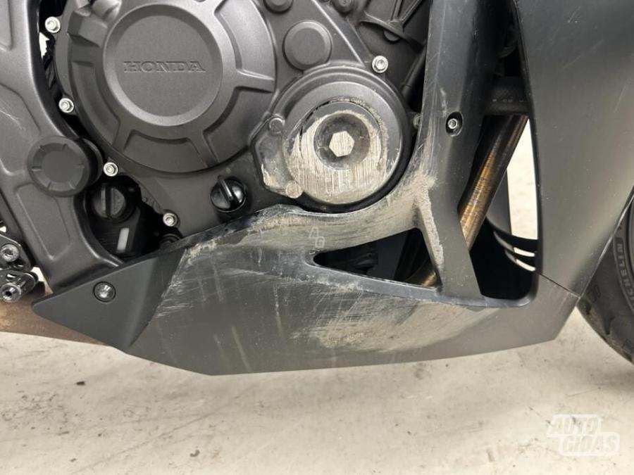 Melns Honda Cbr 2024 Radviliškis, ar dzinēja tilpumu 0.65 L un nobraukumu 0 tūkst. km par 4750 €, foto 13 vietnē AUTOMOTO.COM.LV