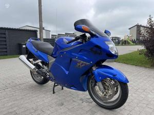 Zils Honda Cbr 2000 Klaipėda, ar dzinēja tilpumu 1.10 L un nobraukumu 39 tūkst. km par 2600 €, foto 4 vietnē AUTOMOTO.COM.LV