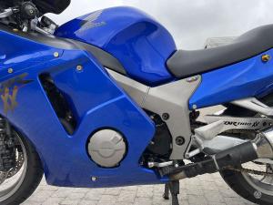 Zils Honda Cbr 2000 Klaipėda, ar dzinēja tilpumu 1.10 L un nobraukumu 39 tūkst. km par 2600 €, foto 11 vietnē AUTOMOTO.COM.LV