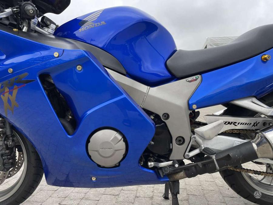 Zils Honda Cbr 2000 Klaipėda, ar dzinēja tilpumu 1.10 L un nobraukumu 39 tūkst. km par 2600 €, foto 11 vietnē AUTOMOTO.COM.LV