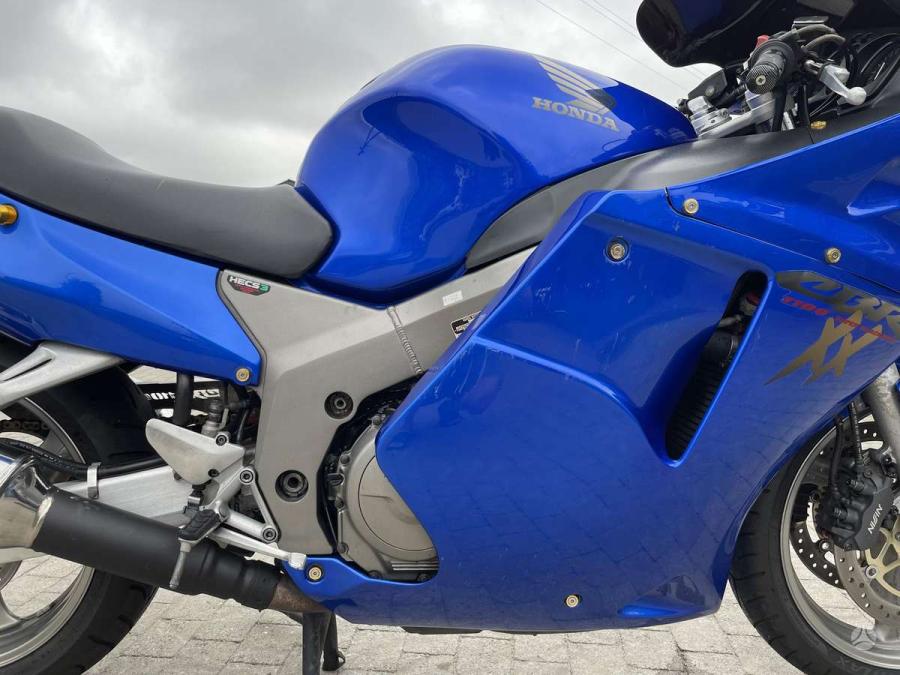 Zils Honda Cbr 2000 Klaipėda, ar dzinēja tilpumu 1.10 L un nobraukumu 39 tūkst. km par 2600 €, foto 14 vietnē AUTOMOTO.COM.LV