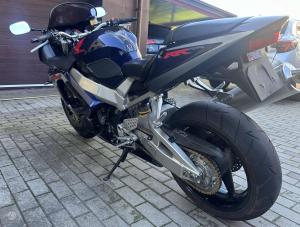 Blue Honda Cbr 2001 in Kaunas, with an engine capacity of 0.93 L and mileage of 58 thousand km for 2750 €, photo 5 on AUTOMOTO.COM.LV