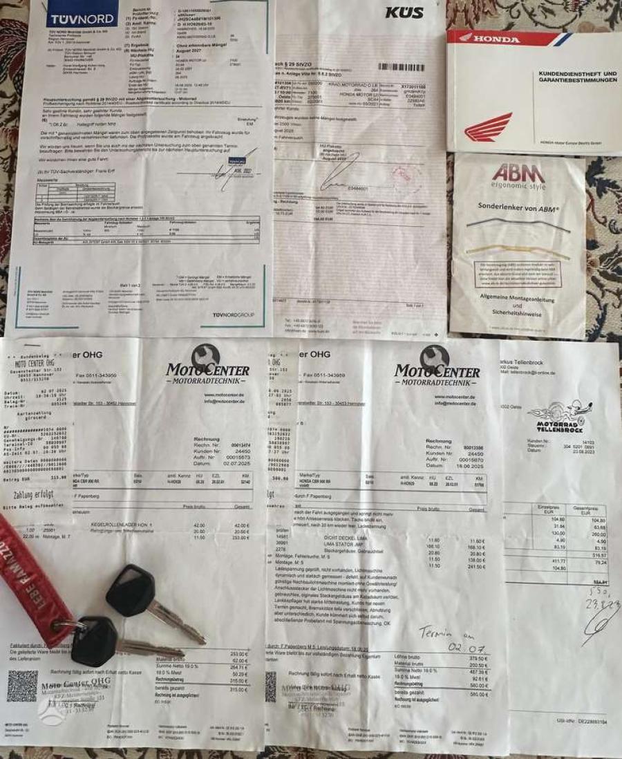 Blue Honda Cbr 2001 in Kaunas, with an engine capacity of 0.93 L and mileage of 58 thousand km for 2750 €, photo 16 on AUTOMOTO.COM.LV