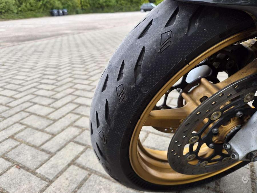 Синий Хонда Cbr 2004 в Радвилишкис, объемом двигателя 0.60 л и пробегом 46 тыс. км за 3600 €, фото 10 на AUTOMOTO.COM.LV
