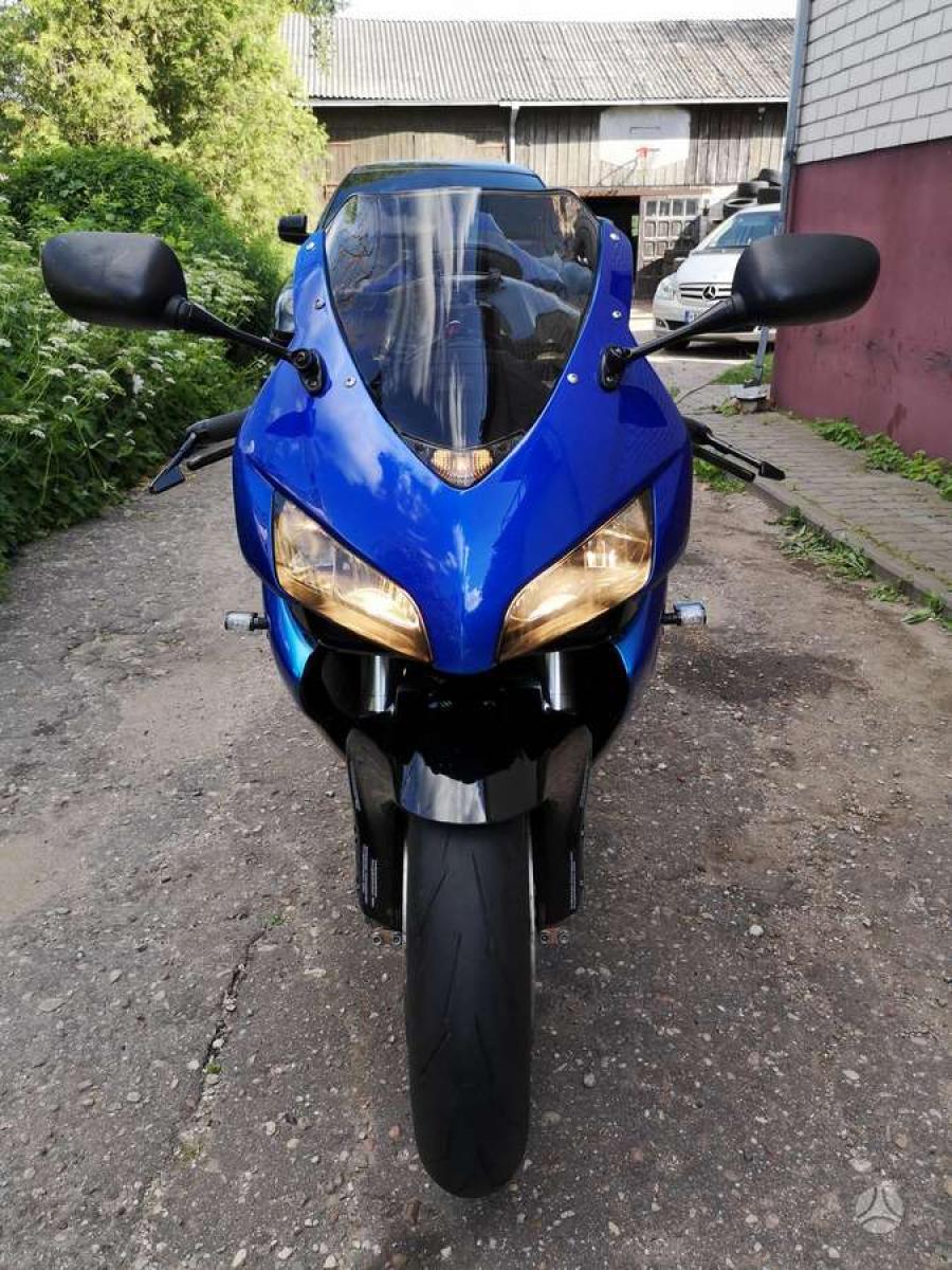 Синий Хонда Cbr 2005 в Мариямполе, объемом двигателя 1.00 л и пробегом 39 тыс. км за 4444 €, фото 6 на AUTOMOTO.COM.LV
