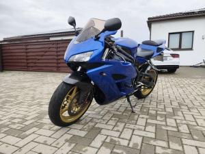 Zils Honda Cbr 2005 Klaipėda, ar dzinēja tilpumu 1.00 L un nobraukumu 68 tūkst. km par 4500 €, foto  vietnē AUTOMOTO.COM.LV