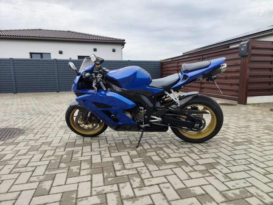Zils Honda Cbr 2005 Klaipėda, ar dzinēja tilpumu 1.00 L un nobraukumu 68 tūkst. km par 4500 €, foto 7 vietnē AUTOMOTO.COM.LV