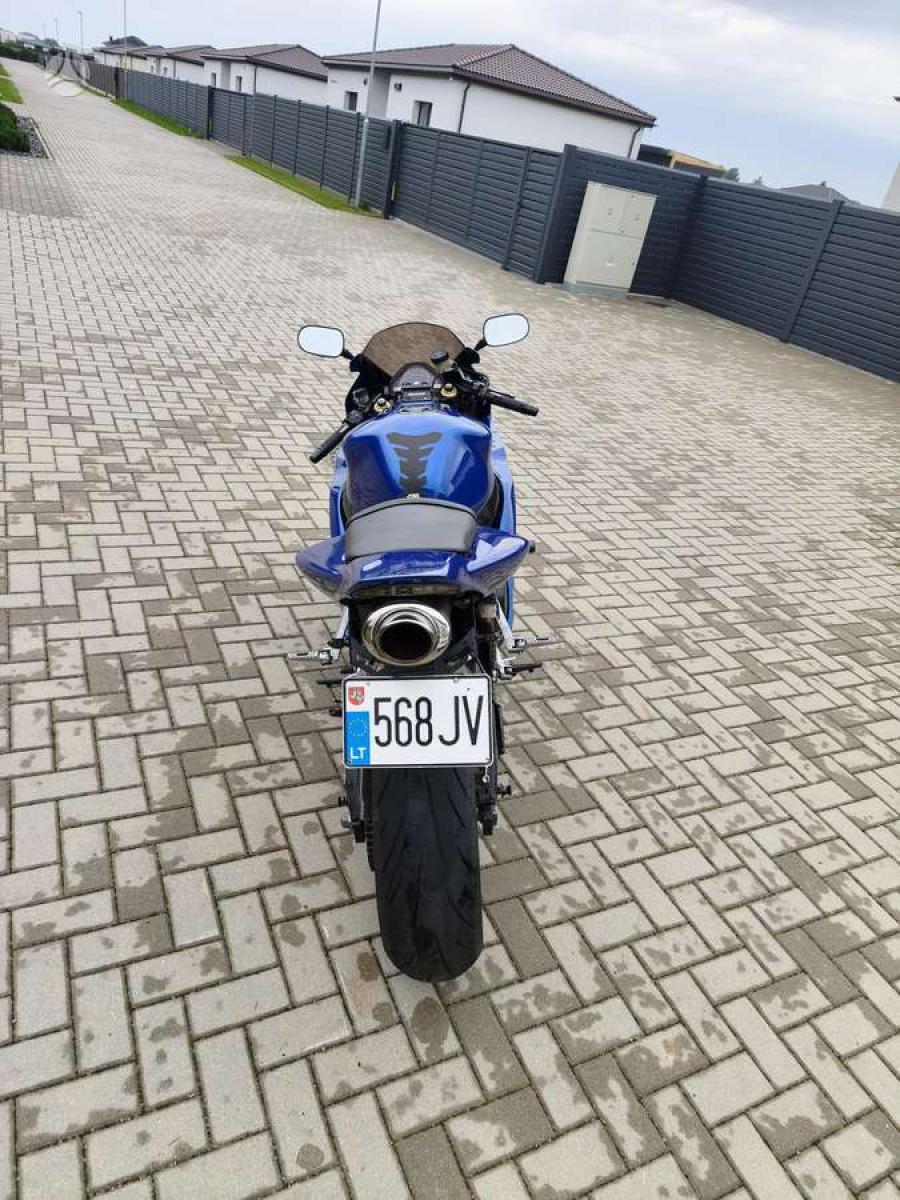 Zils Honda Cbr 2005 Klaipėda, ar dzinēja tilpumu 1.00 L un nobraukumu 68 tūkst. km par 4500 €, foto 8 vietnē AUTOMOTO.COM.LV