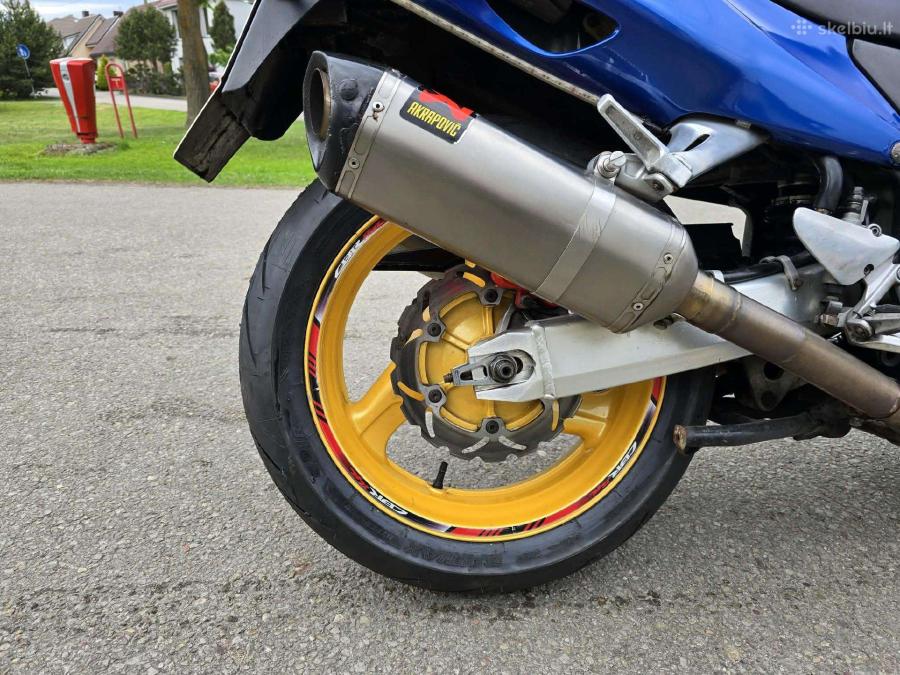 Blue Honda Cbr 2007 in Siauliai, with an engine capacity of 1.10 L and mileage of 78 thousand km for 3500 €, photo 6 on AUTOMOTO.COM.LV