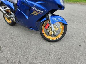 Blue Honda Cbr 2007 in Siauliai, with an engine capacity of 1.10 L and mileage of 78 thousand km for 3500 €, photo 8 on AUTOMOTO.COM.LV