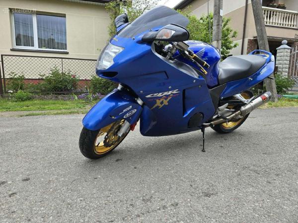 Синий Хонда Cbr 2007 в Шяуляй, объемом двигателя 1.10 л и пробегом 78 тыс. км за 3500 €, фото 8 на AUTOMOTO.COM.LV