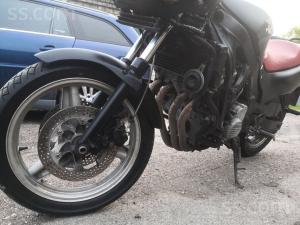 Honda Cbr 1988 Rīga, ar dzinēja tilpumu 0.60 L un nobraukumu 0 tūkst. km par 550 €, foto 6 vietnē AUTOMOTO.COM.LV