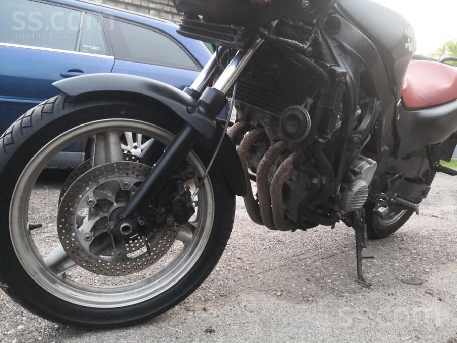 Honda Cbr 1988 Rīga, ar dzinēja tilpumu 0.60 L un nobraukumu 0 tūkst. km par 550 €, foto 6 vietnē AUTOMOTO.COM.LV