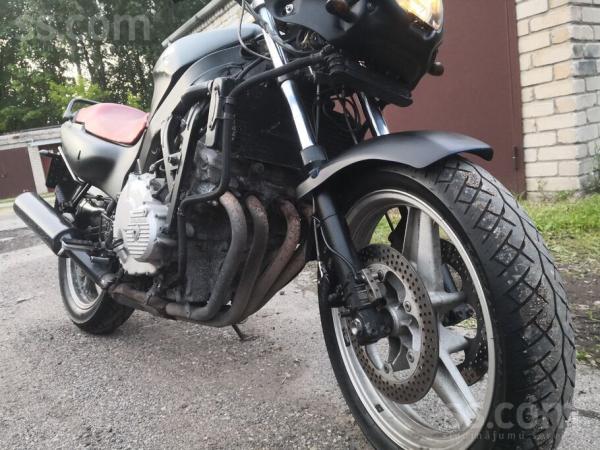 Honda Cbr 1988 Rīga, ar dzinēja tilpumu 0.60 L un nobraukumu 0 tūkst. km par 550 €, foto 6 vietnē AUTOMOTO.COM.LV