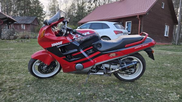 Honda Cbr 1991 Prienai, ar dzinēja tilpumu 1.00 L un nobraukumu 0 tūkst. km par 1000 €, foto 1 vietnē AUTOMOTO.COM.LV
