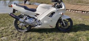 Хонда Cbr 1993 в Кайшядорис, объемом двигателя 0.60 л и пробегом 28 тыс. км за 900 €, фото 4 на AUTOMOTO.COM.LV