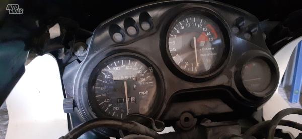 Хонда Cbr 1993 в Кайшядорис, объемом двигателя 0.60 л и пробегом 28 тыс. км за 900 €, фото 5 на AUTOMOTO.COM.LV