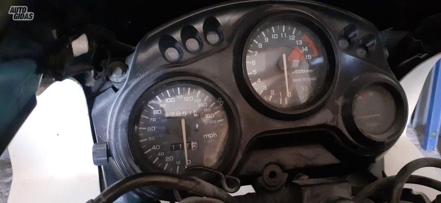 Хонда Cbr 1993 в Кайшядорис, объемом двигателя 0.60 л и пробегом 28 тыс. км за 900 €, фото 6 на AUTOMOTO.COM.LV