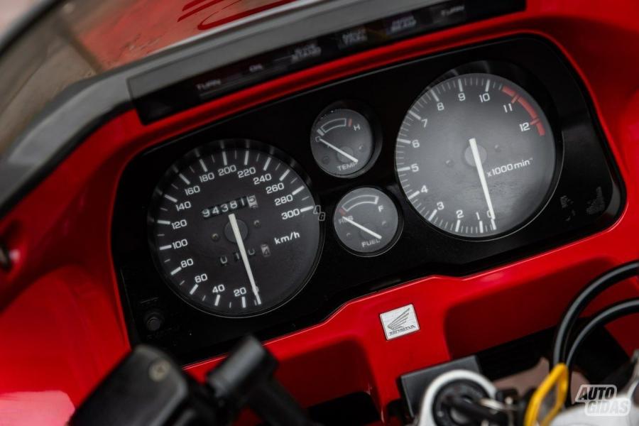 Honda Cbr 1994 Viļņa, ar dzinēja tilpumu 1.00 L un nobraukumu 94 tūkst. km par 1800 €, foto 7 vietnē AUTOMOTO.COM.LV